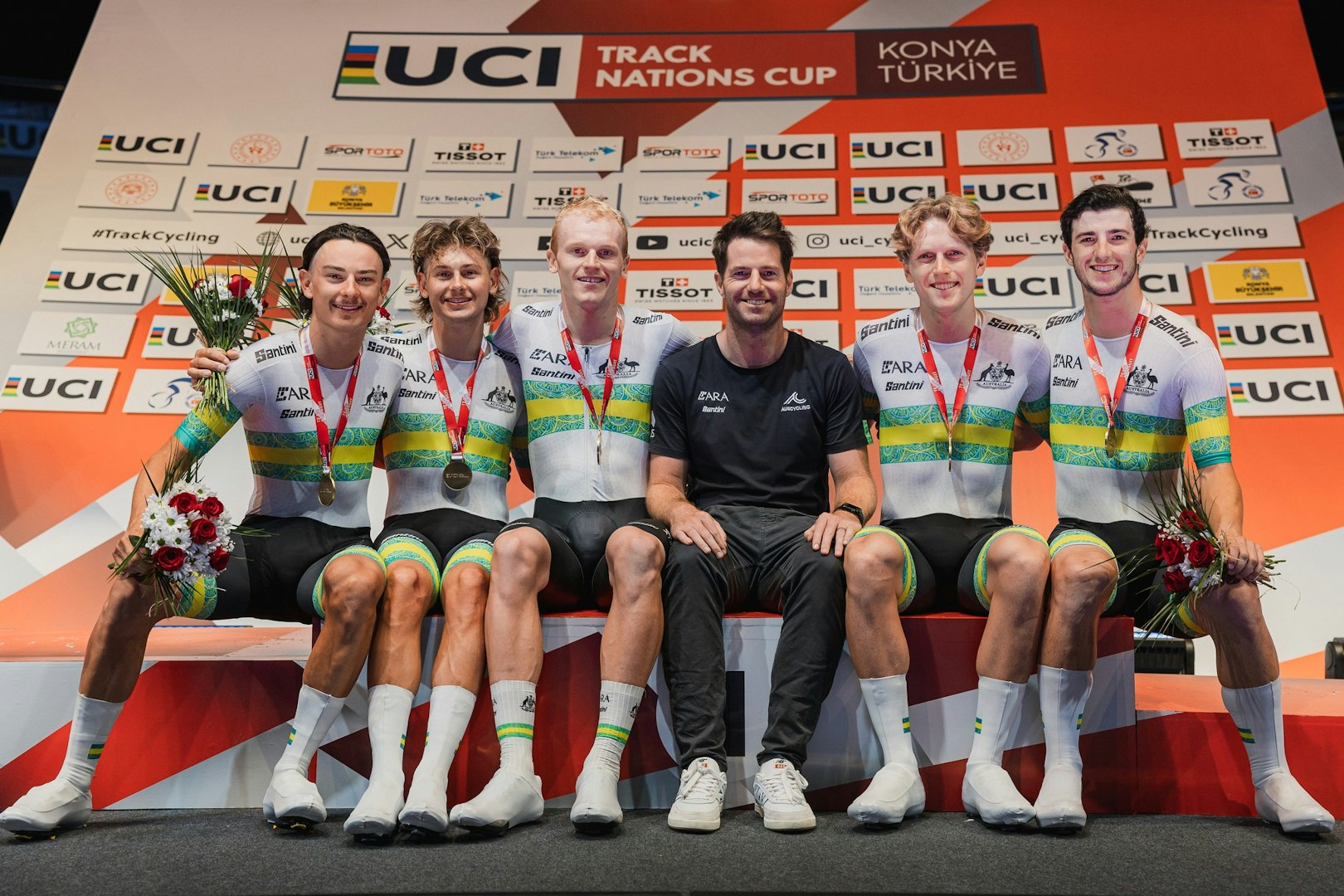 ARA Australian Cycling Team win team pursuit gold and two bronze at ...