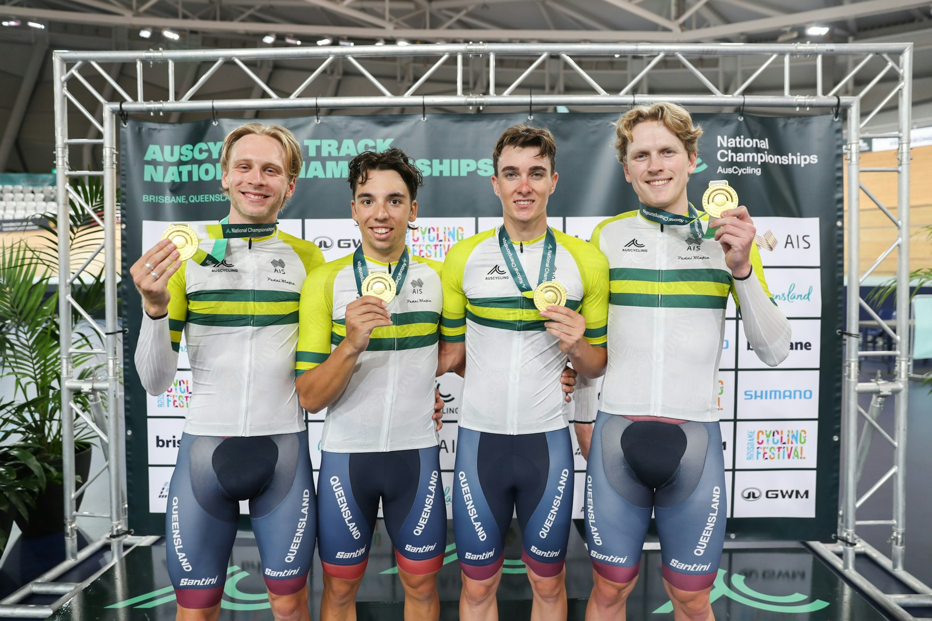 Queensland win breakthrough team pursuit national title and set new ...