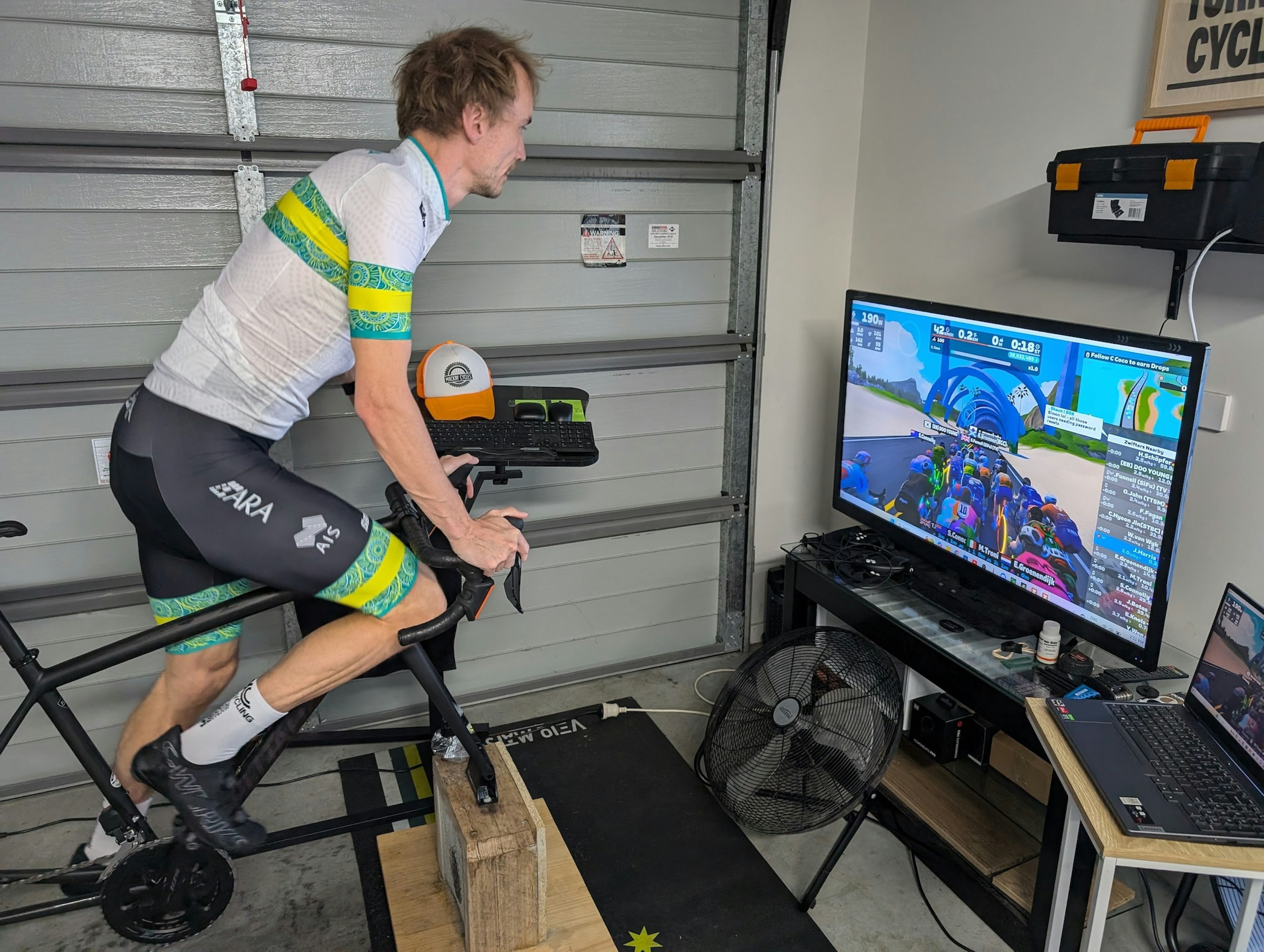 AusCycling selects 10 riders for Esports World Championships | ARA ...