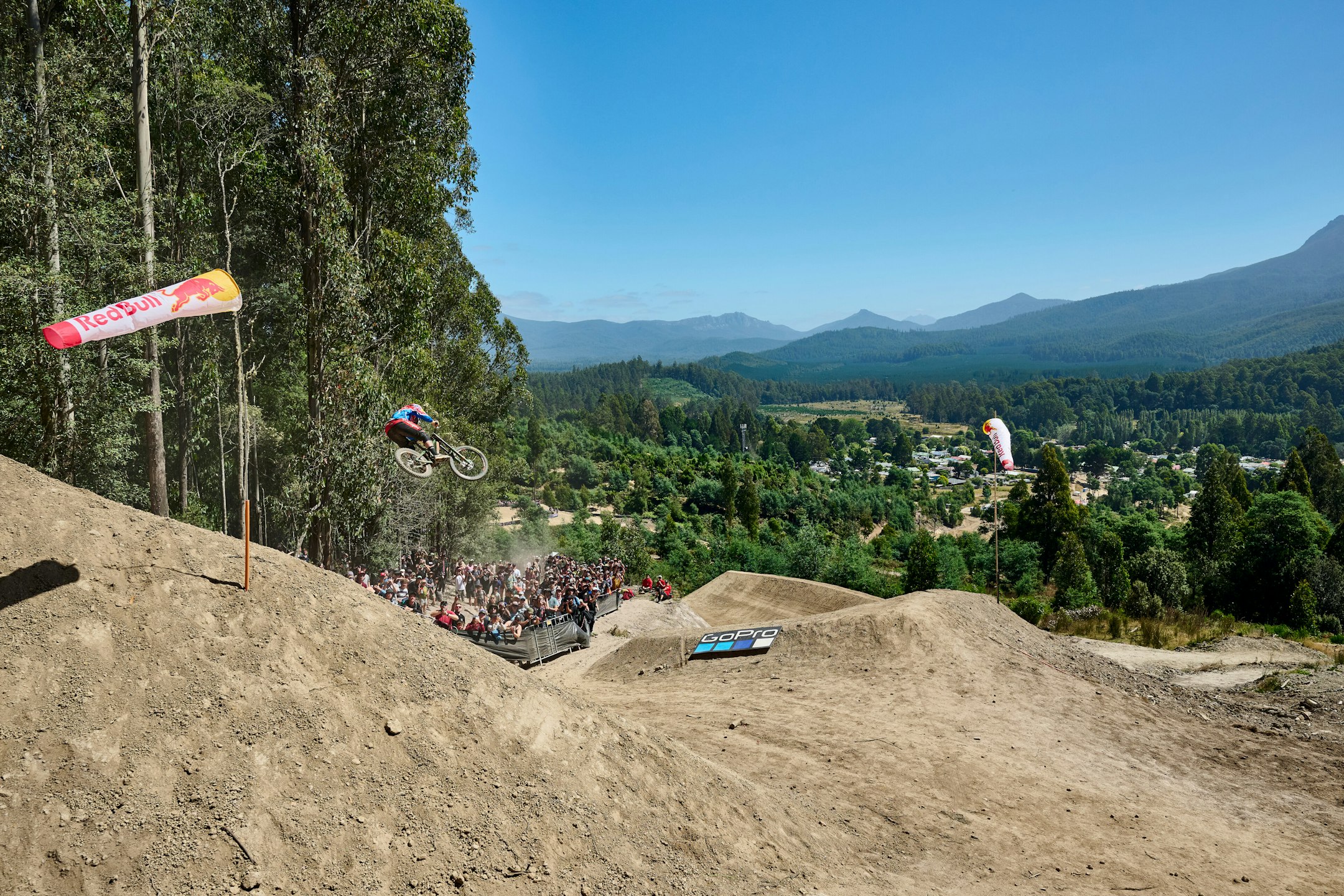 The 2025 Red Bull Hardline Tasmania line-up revealed | AusCycling
