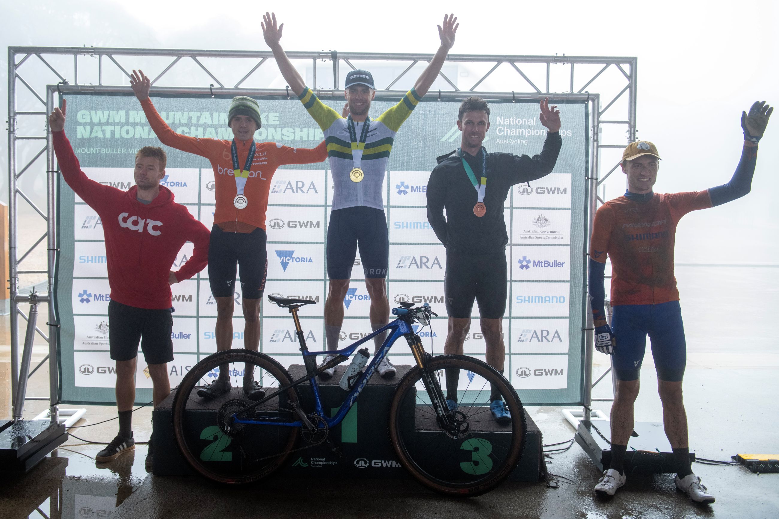 Sam Fox conquers rainswept Mt Buller to take XCO title | 2026 GWM ...