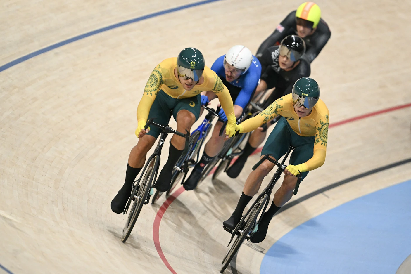 Kelland O'Brien and Sam Welsford finish 12th in Olympic Madison | ARA ...